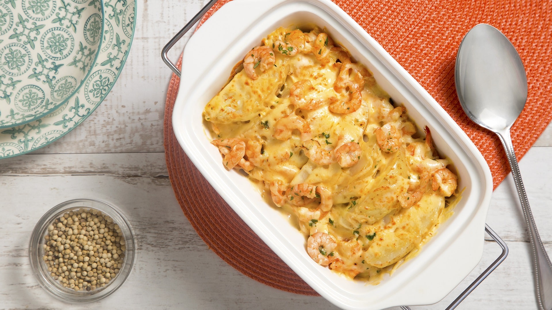 Batata canoa gratinada com camarão l Receita Profissional